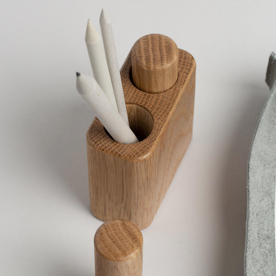 Mini Pegs - White Oak – ARTIFOX