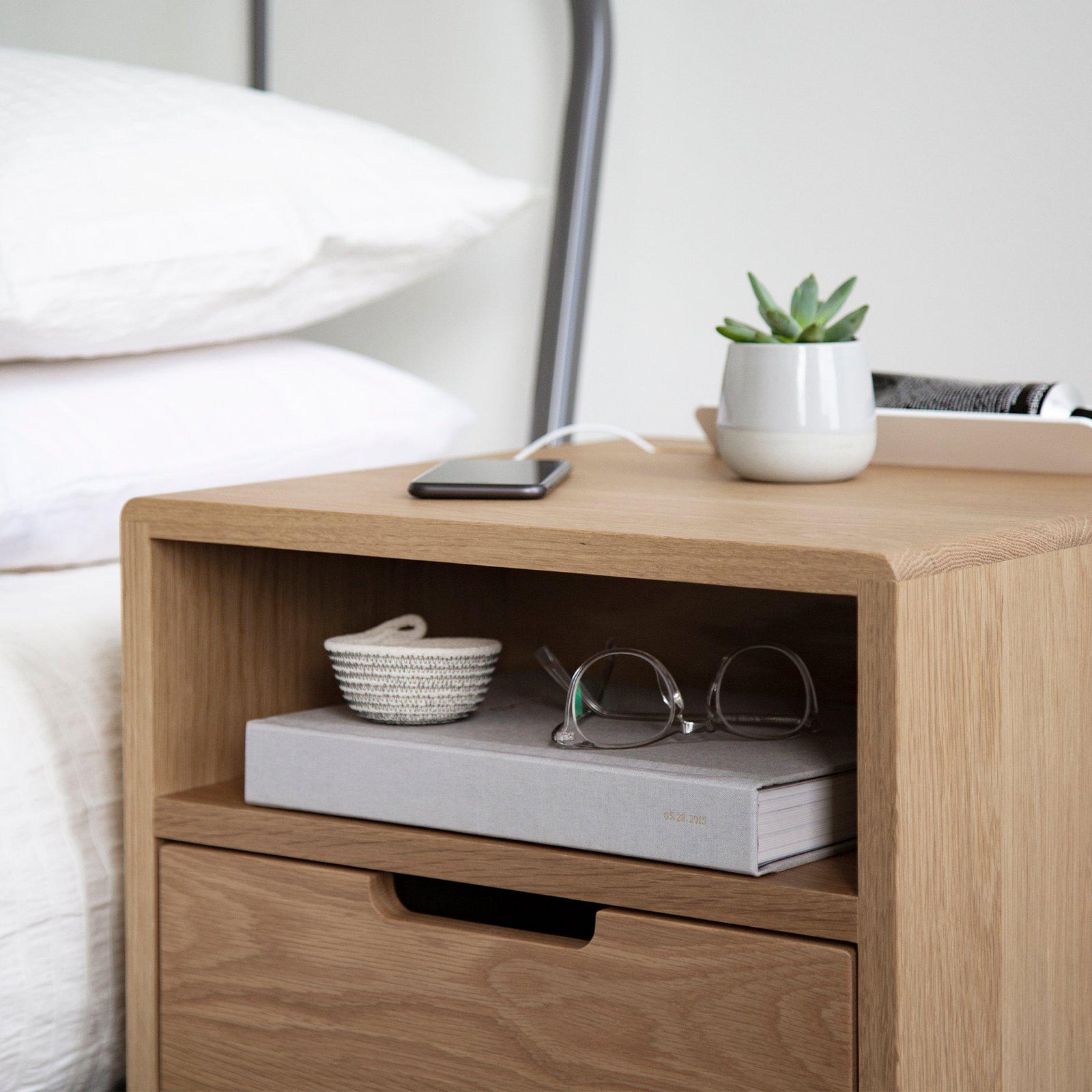 Modern Side Table - White Oak – ARTIFOX